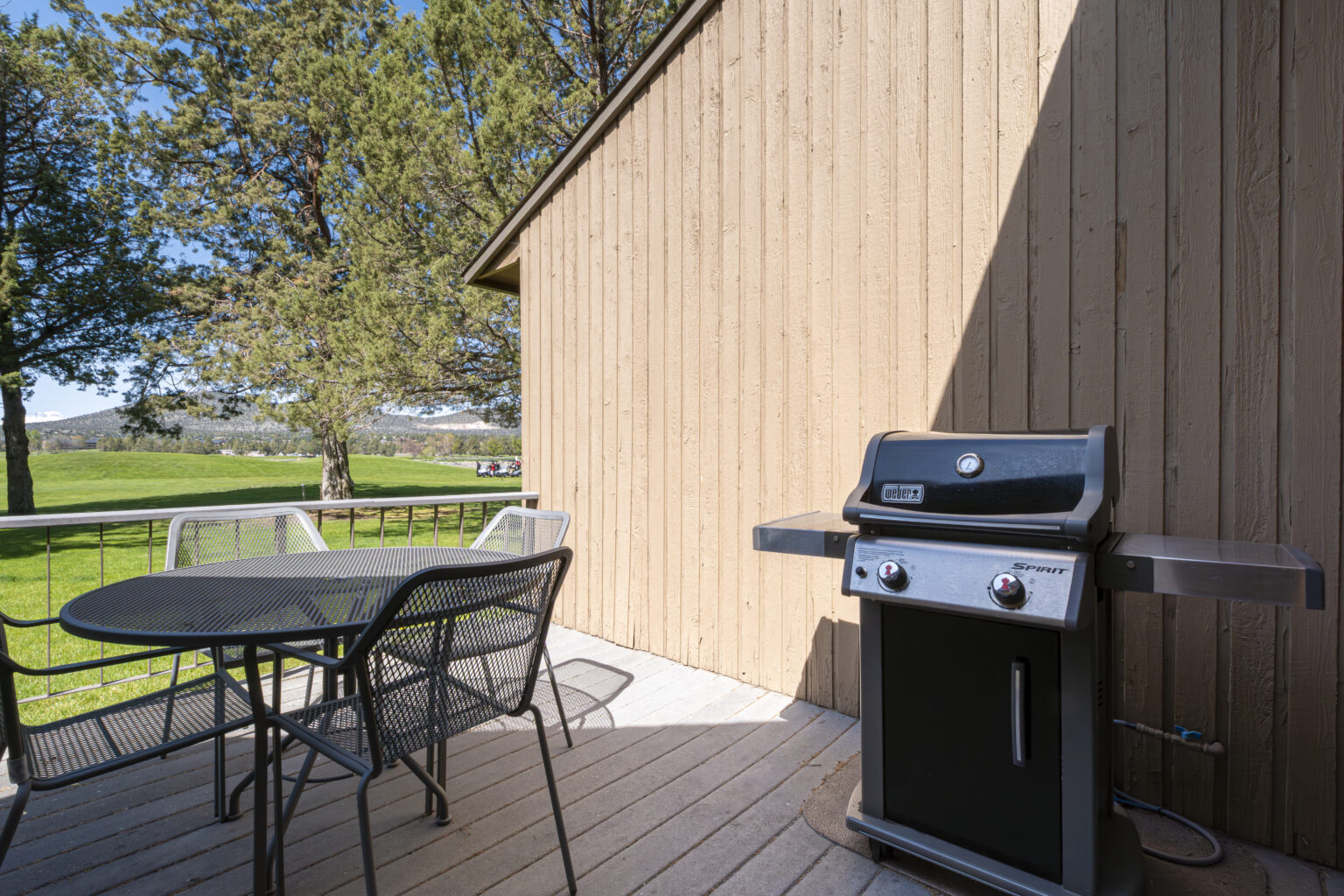 Redmond Resort & Vacation Destination in Central Oregon