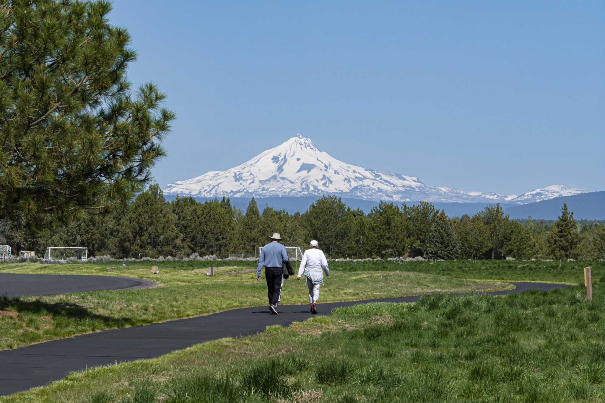 Redmond Resort & Vacation Destination in Central Oregon